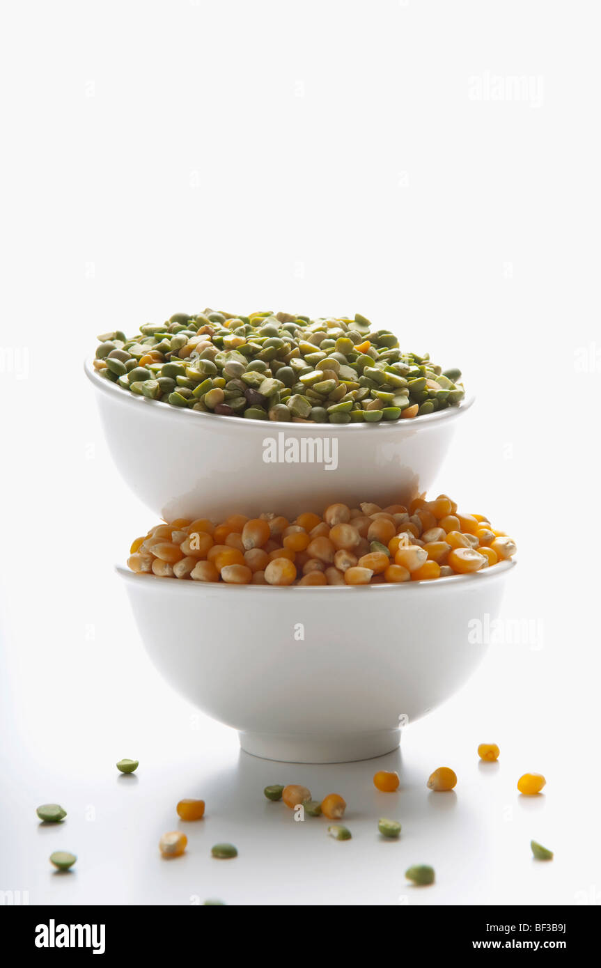 Pulses bowls hi-res stock photography and images - Alamy
