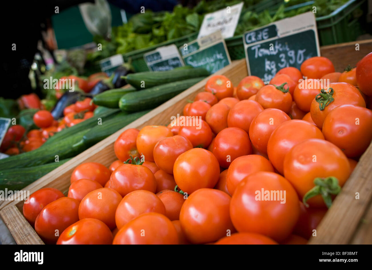 Market food stall Cut Out Stock Images & Pictures - Alamy