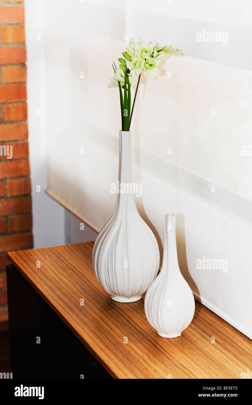 Vases on a sideboard Stock Photo - Alamy