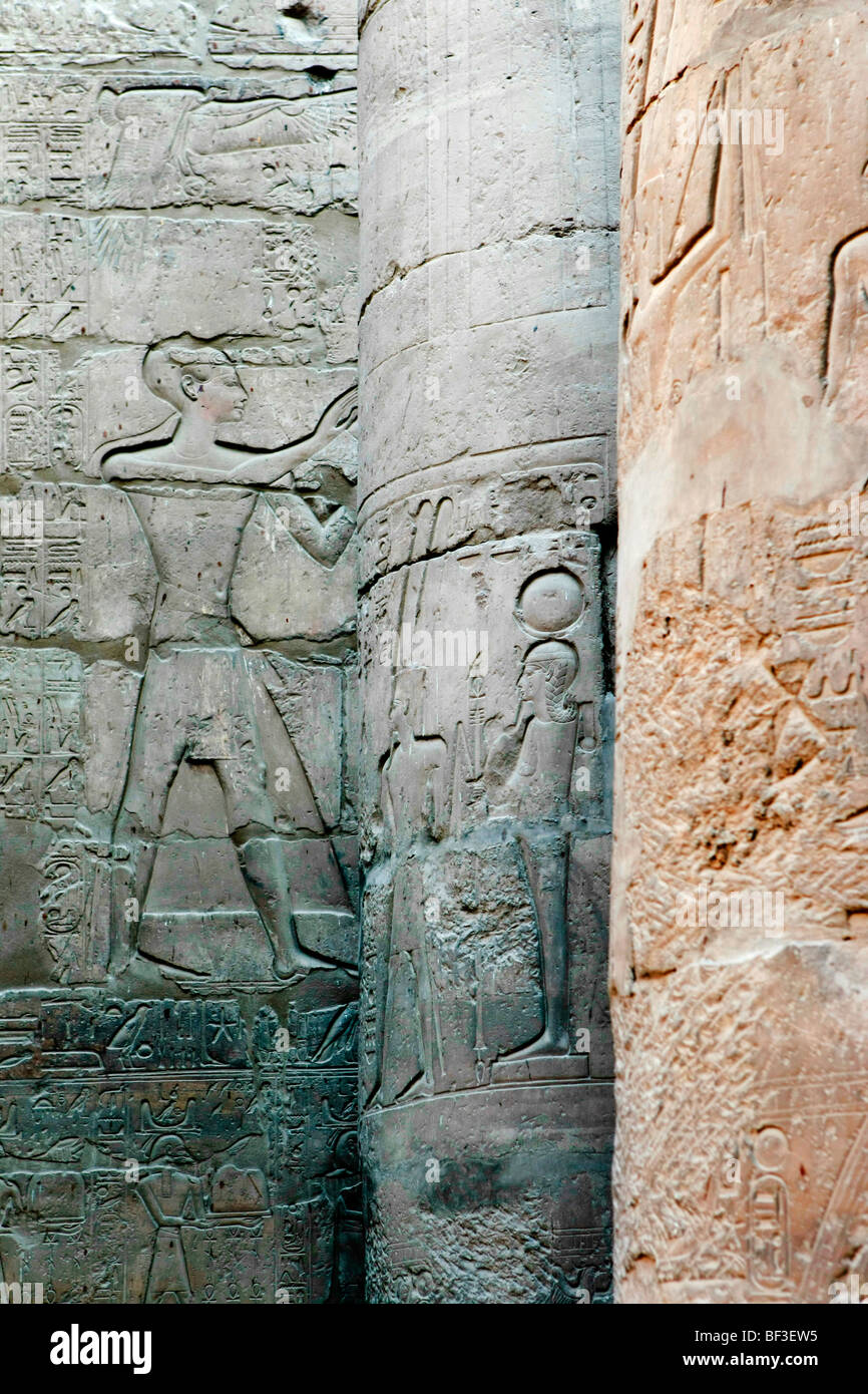 Column relief hi-res stock photography and images - Alamy