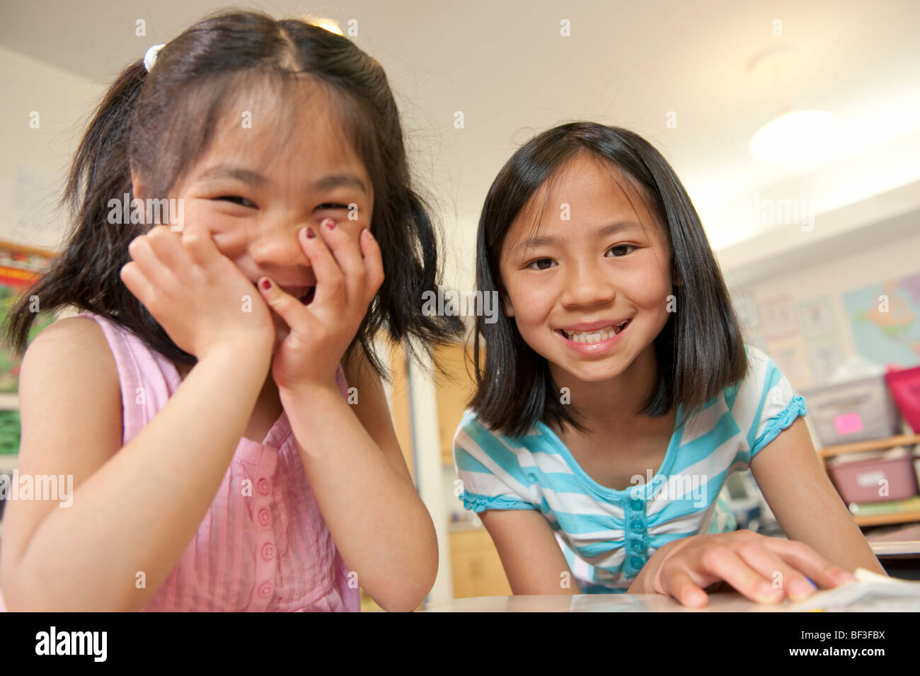 Elementary school friends Stock Photo - Alamy