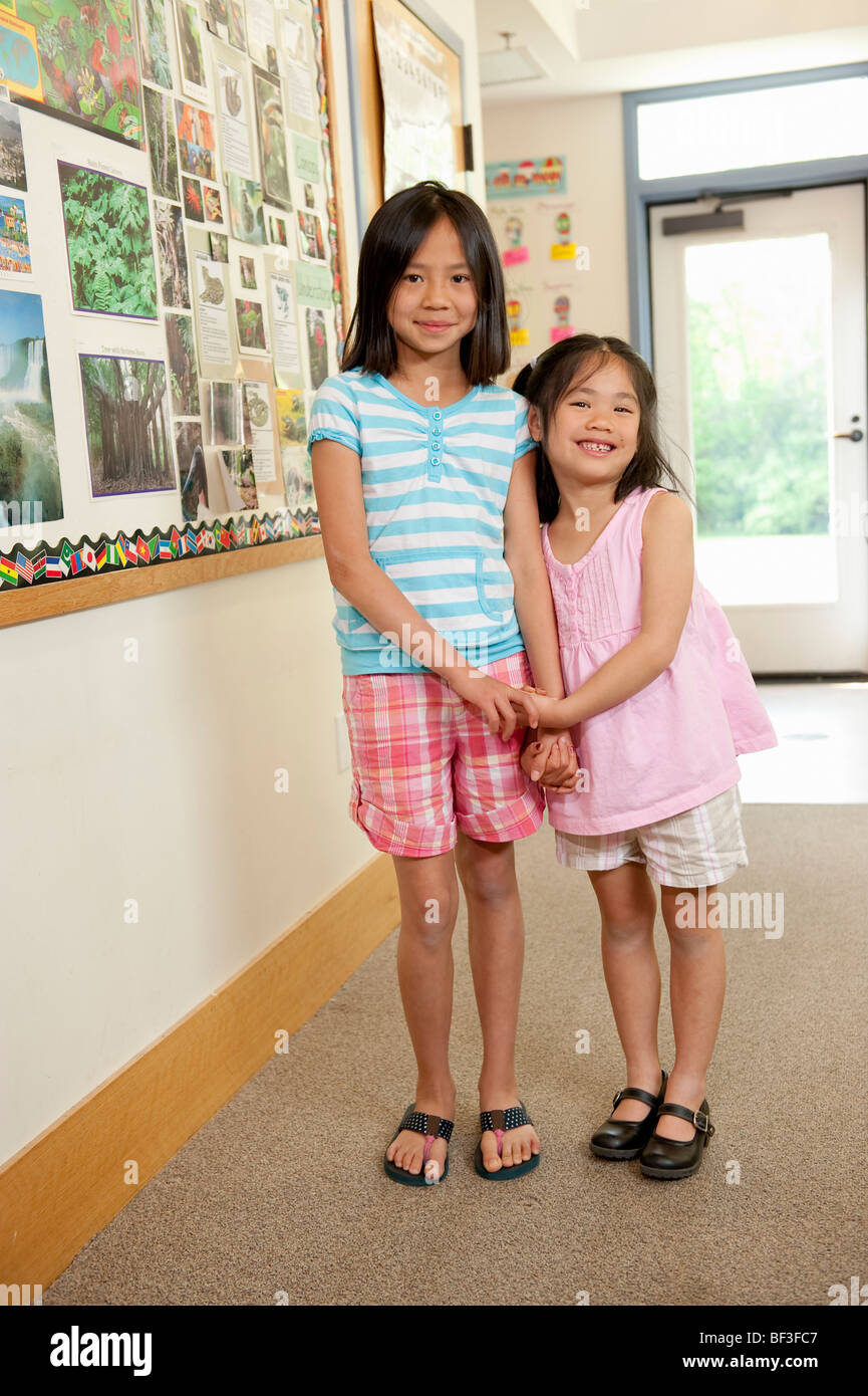 Elementary school friends Stock Photo - Alamy