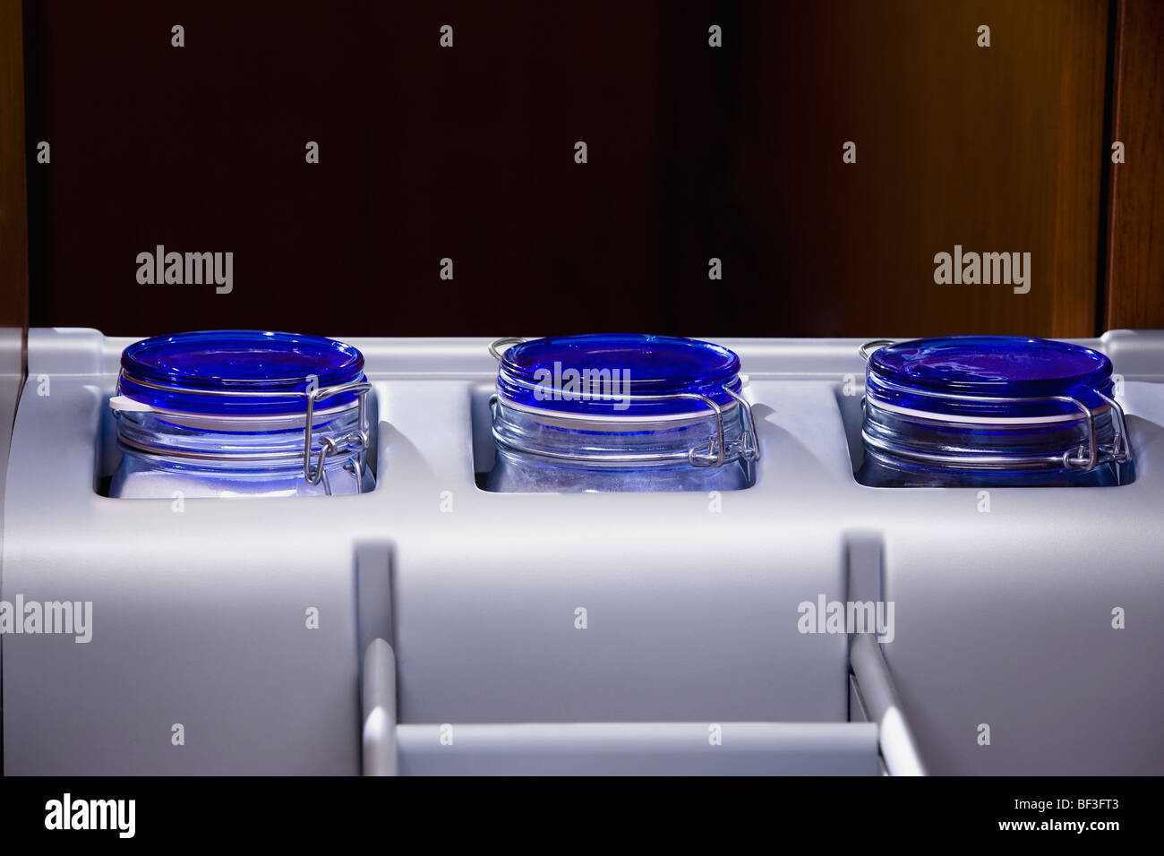 Luggage container containers hi-res stock photography and images - Alamy