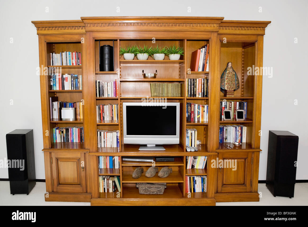 Flat screen television system with speakers Stock Photo - Alamy