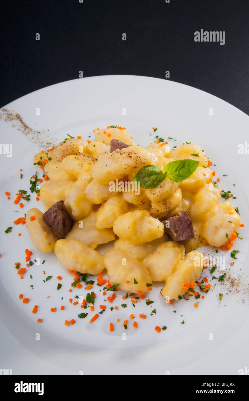 Plate with gnocchi hi-res stock photography and images - Alamy