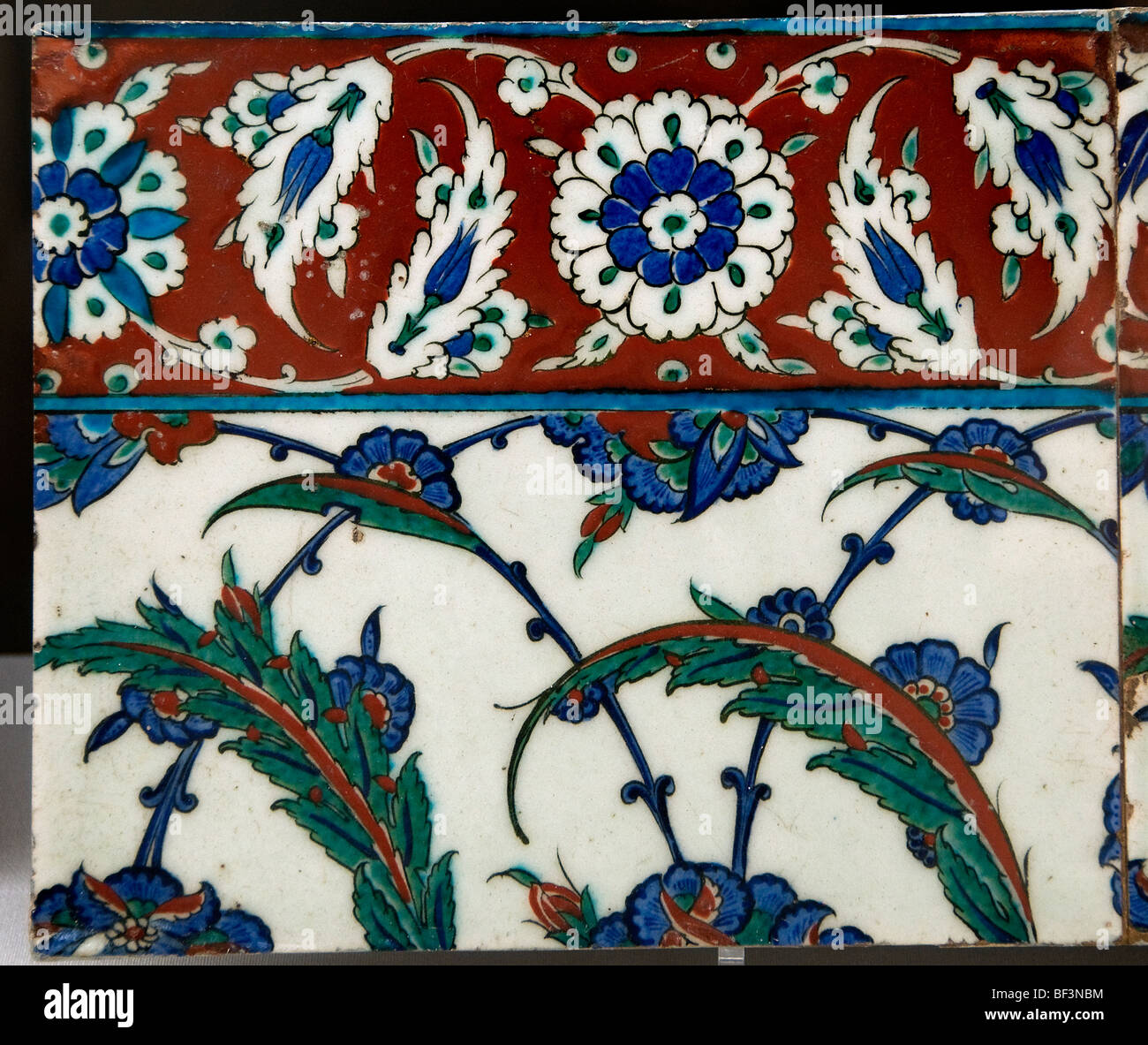 Istanbul turkey blue mosque tiles hi-res stock photography and images ...