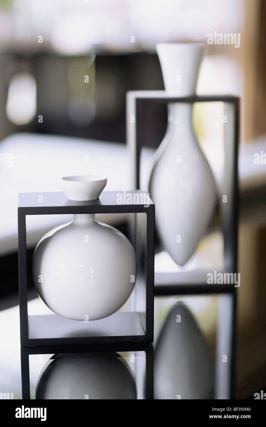 Vases artwork hi-res stock photography and images - Alamy