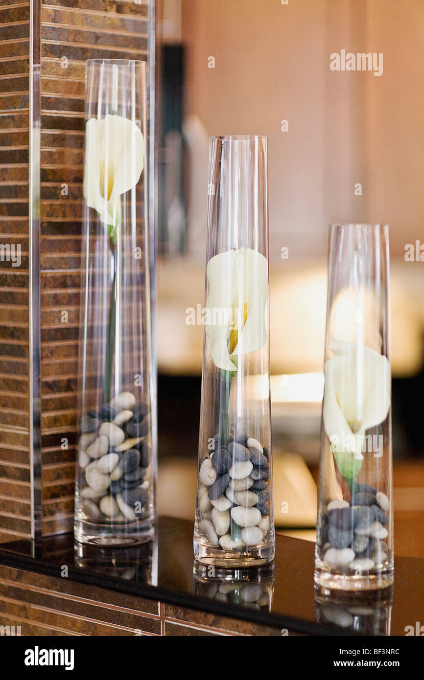 Three vases hi-res stock photography and images - Alamy