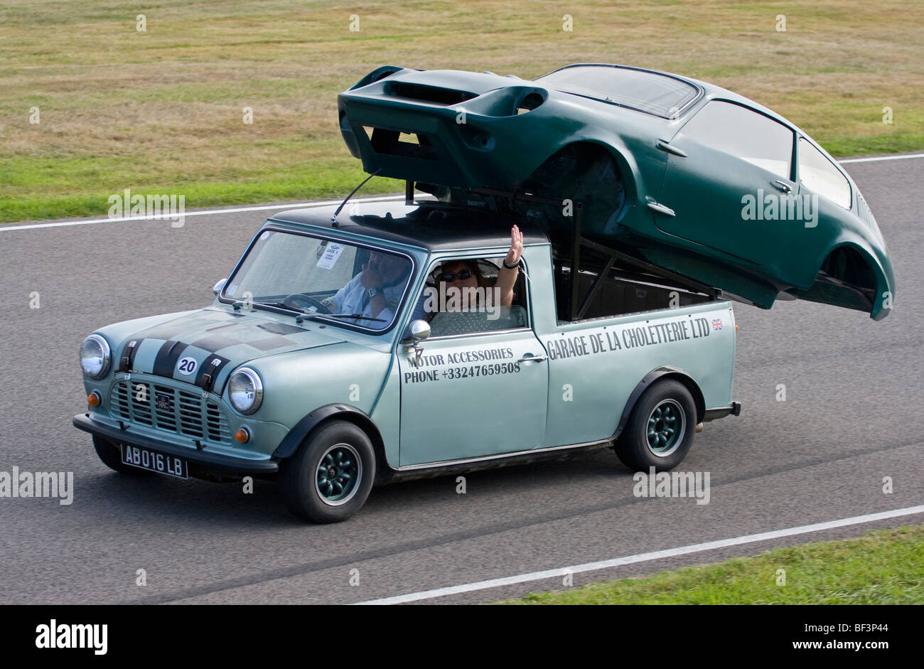Mini marcos hi-res stock photography and images - Alamy