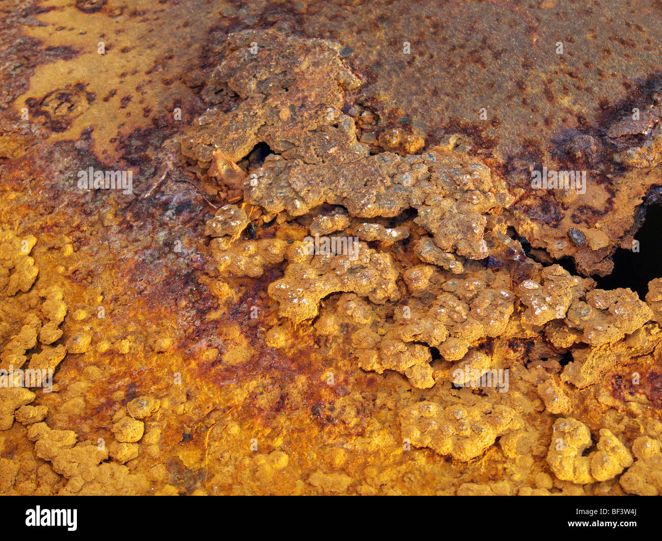 Brittle metal hi-res stock photography and images - Alamy
