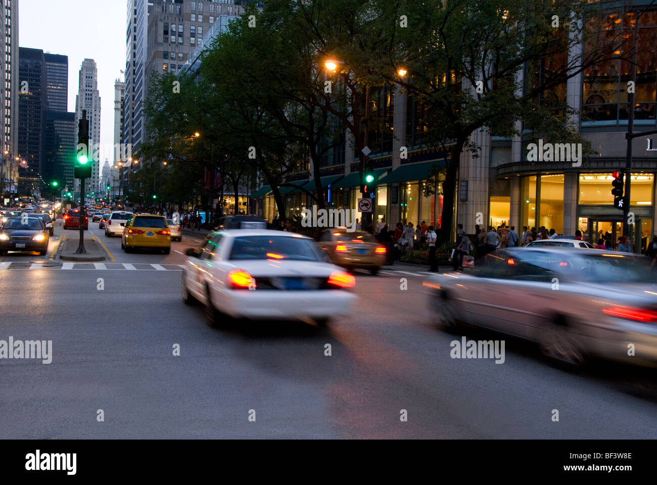 Traffic on the Magnificent Mile in Chicago, Illinois, USA Stock Photo ...