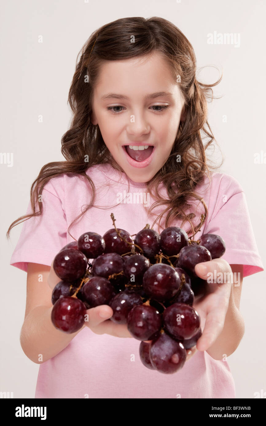 Pre grapes hi-res stock photography and images - Alamy