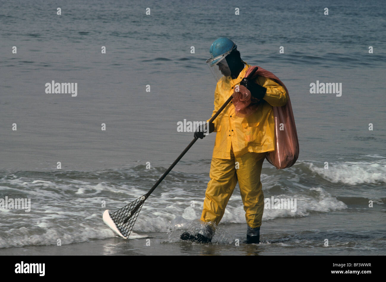 Oil spill ocean usa hi-res stock photography and images - Alamy