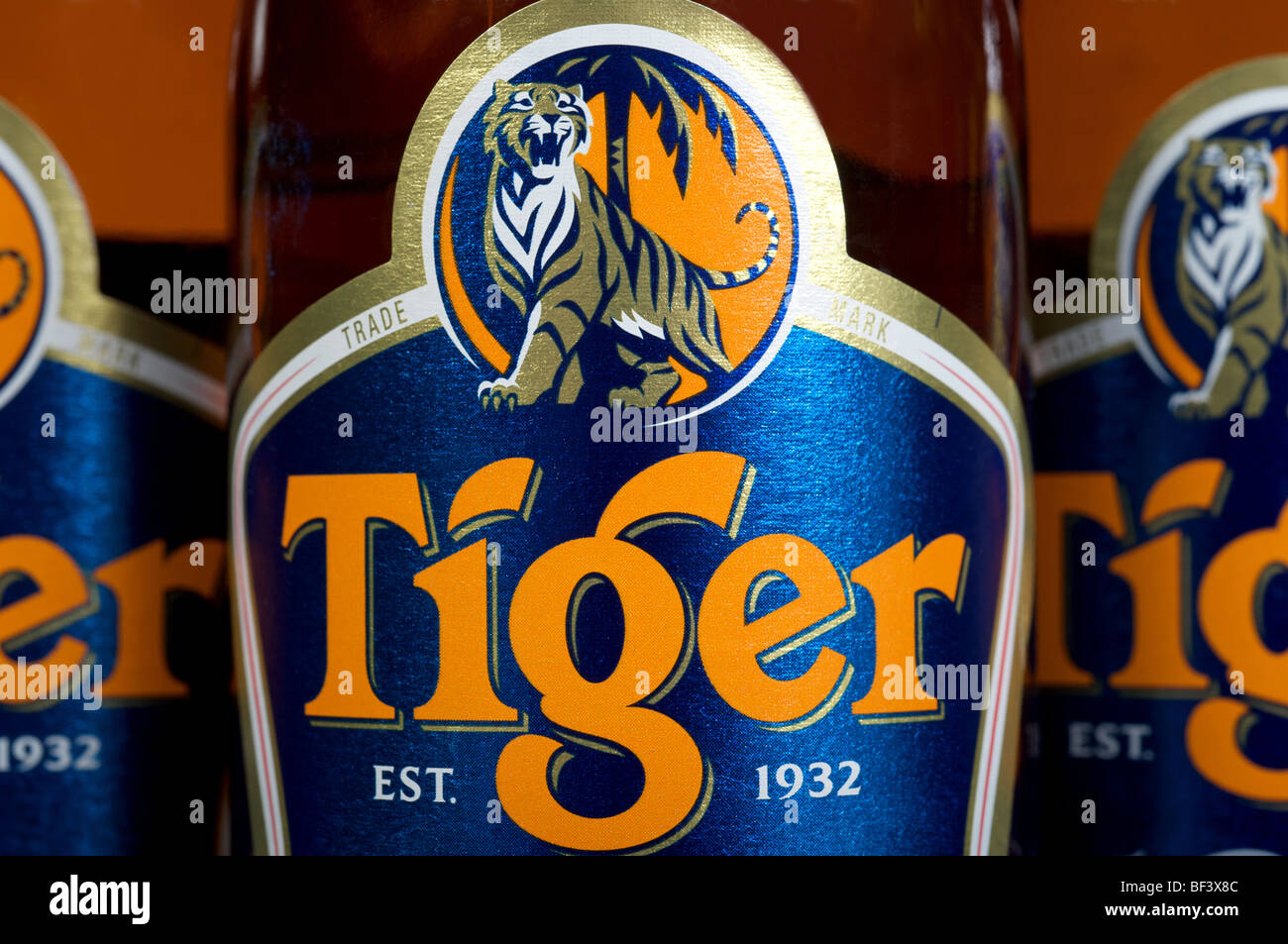 Bottled Tiger Beer Stock Photo - Alamy