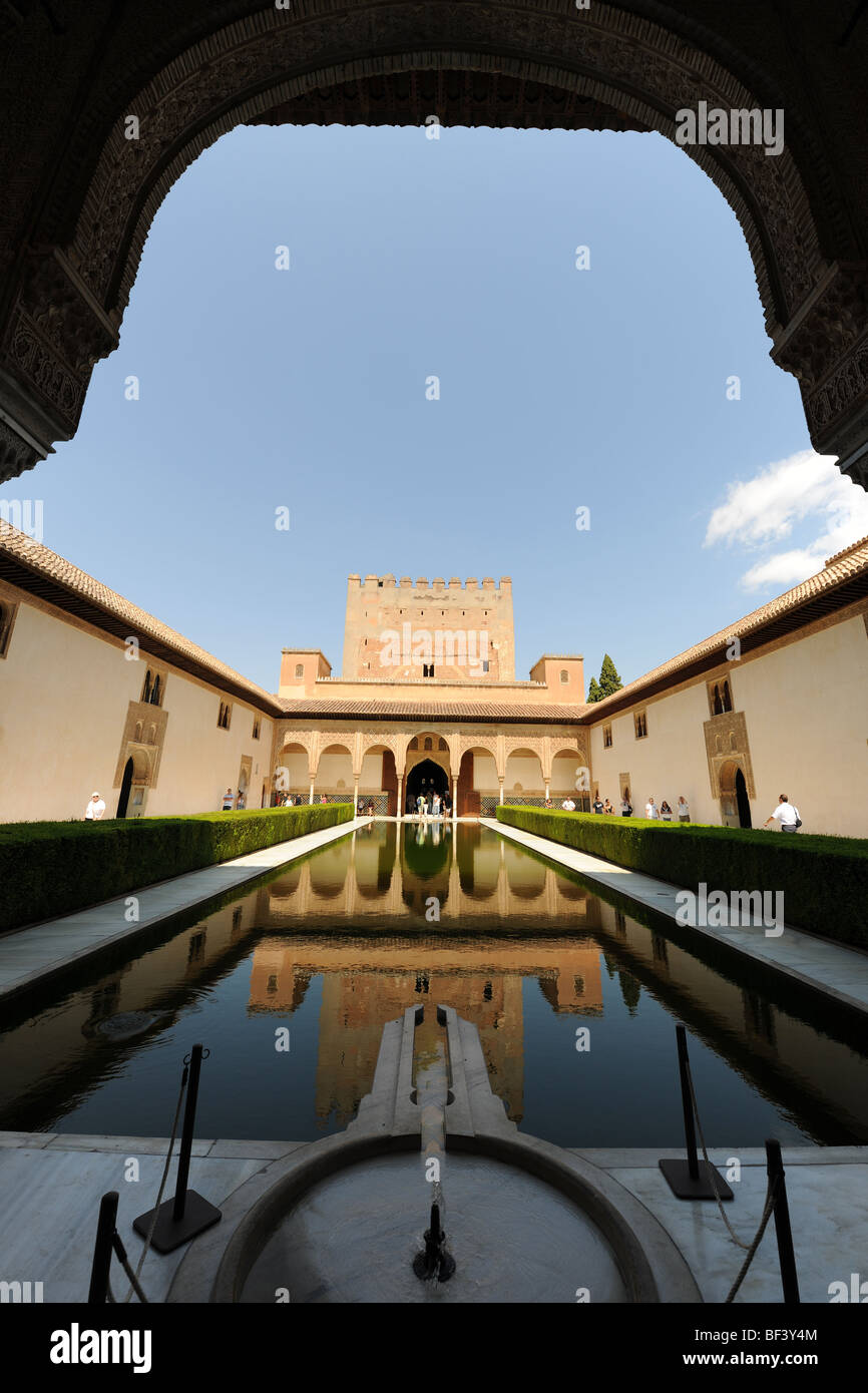 The Courtyard of The Myrtles, Comares Palace, Nasrid Palace, The ...