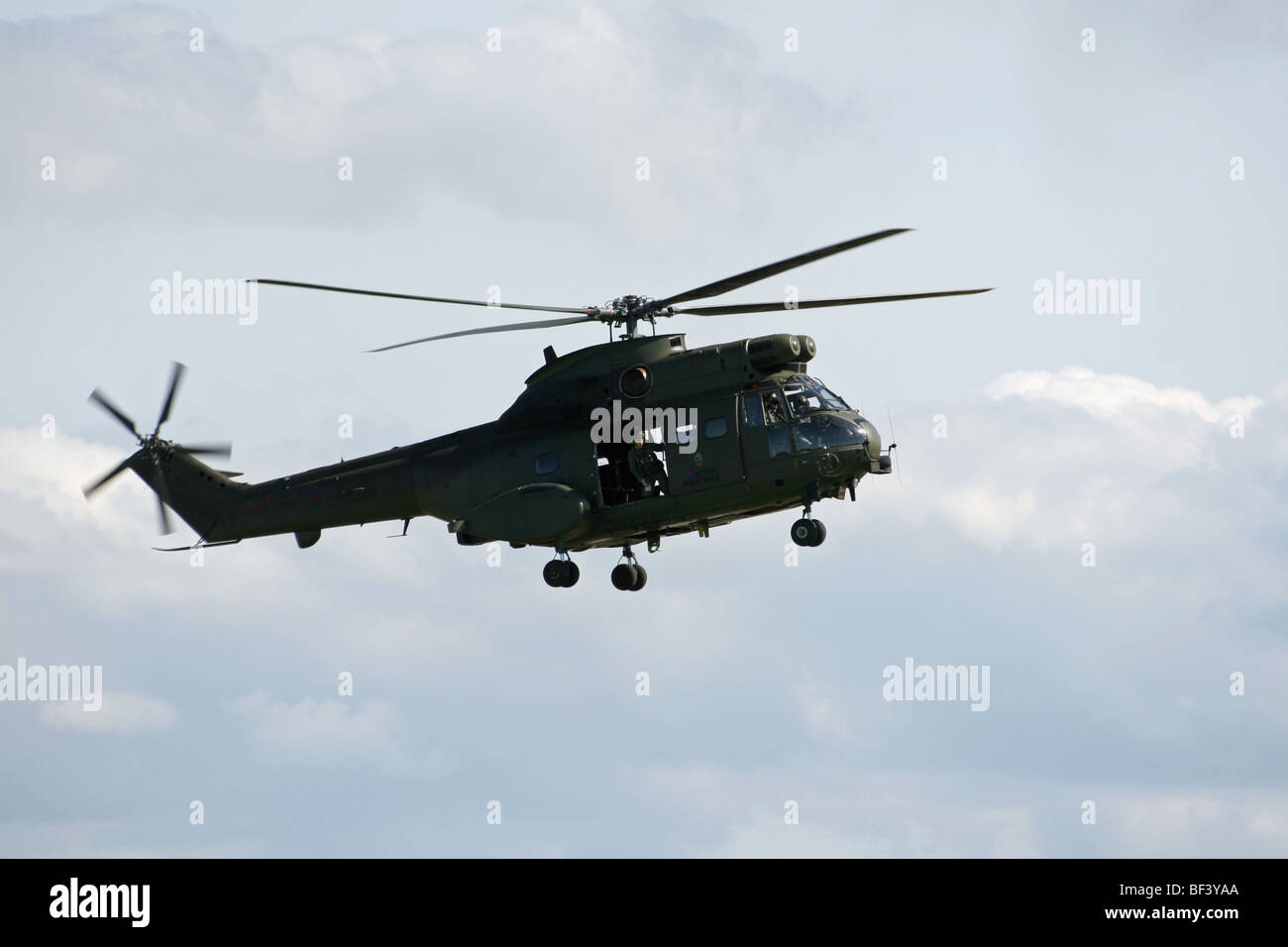 Medical evacuation helicopter army hi-res stock photography and images ...
