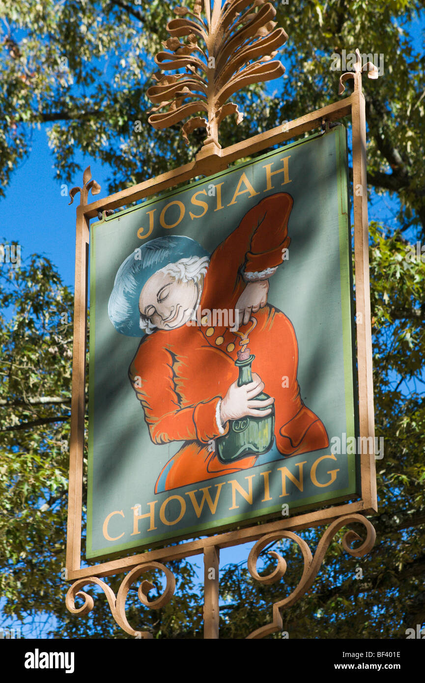 Tavern sign hi-res stock photography and images - Alamy