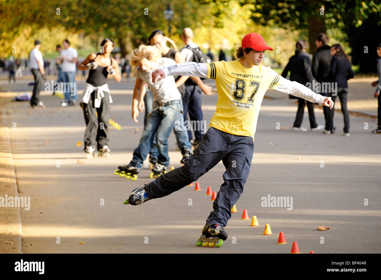 Inline skating freestyle hi-res stock photography and images - Alamy