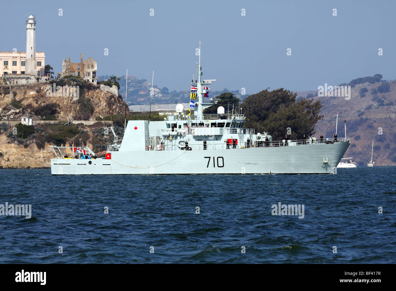 Canadian Navy Kingston class patrol Vessel HMCS Brandon (MM 710) on San ...