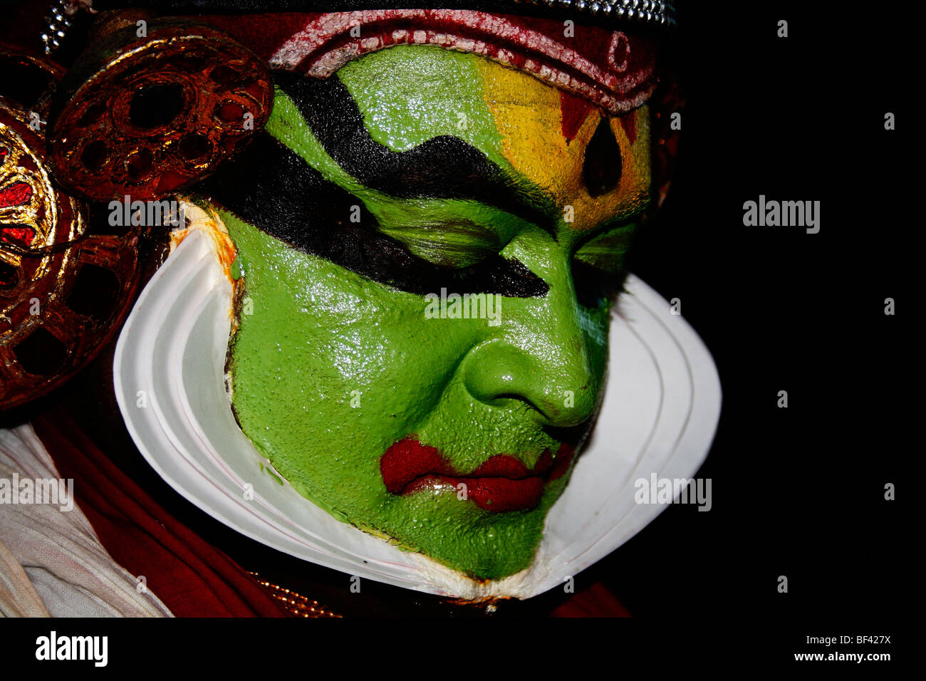 Kathakali face expressions hi-res stock photography and images - Alamy