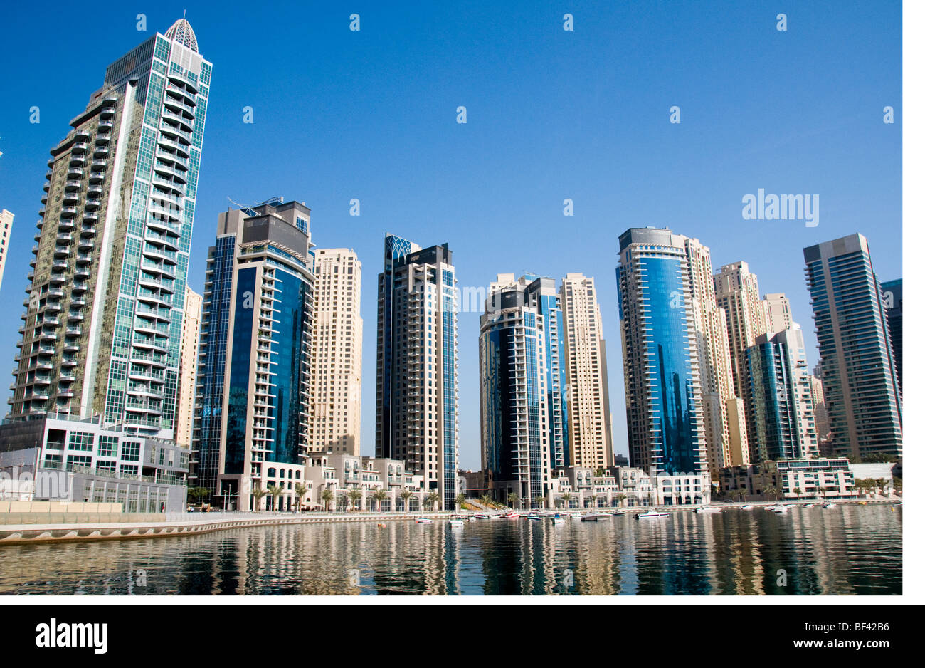 High rise buidlings in dubai hi-res stock photography and images - Alamy