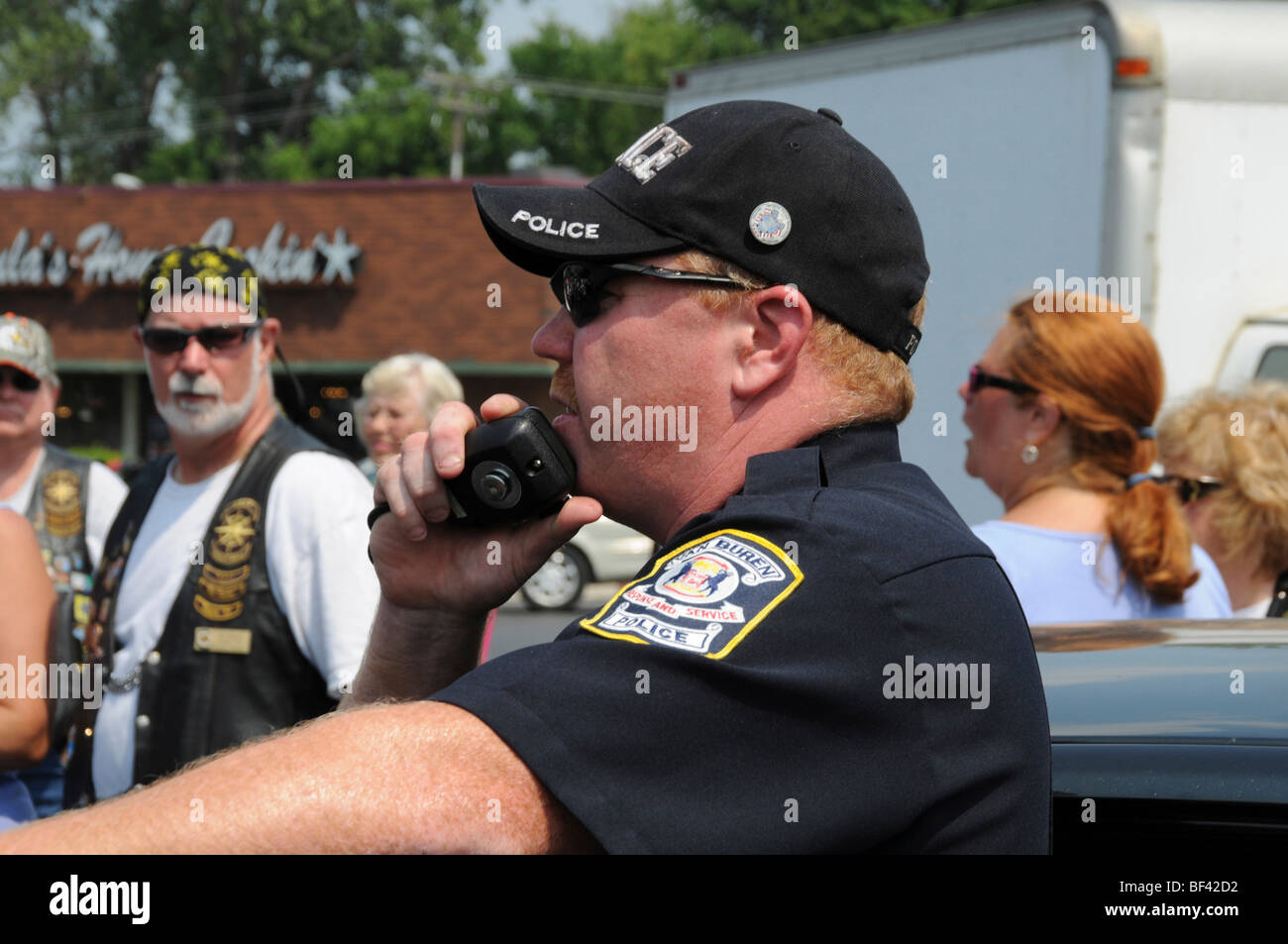 Police dispatcher hi-res stock photography and images - Alamy