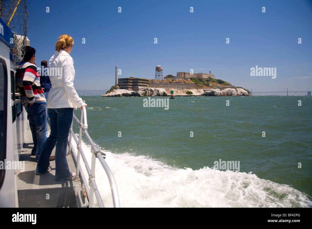 Alcatraz san francisco boat hi-res stock photography and images - Alamy