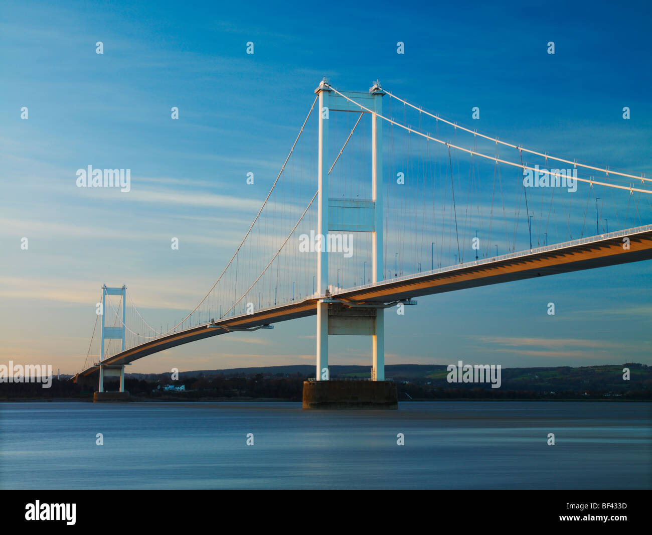 Severn bridge hi-res stock photography and images - Alamy