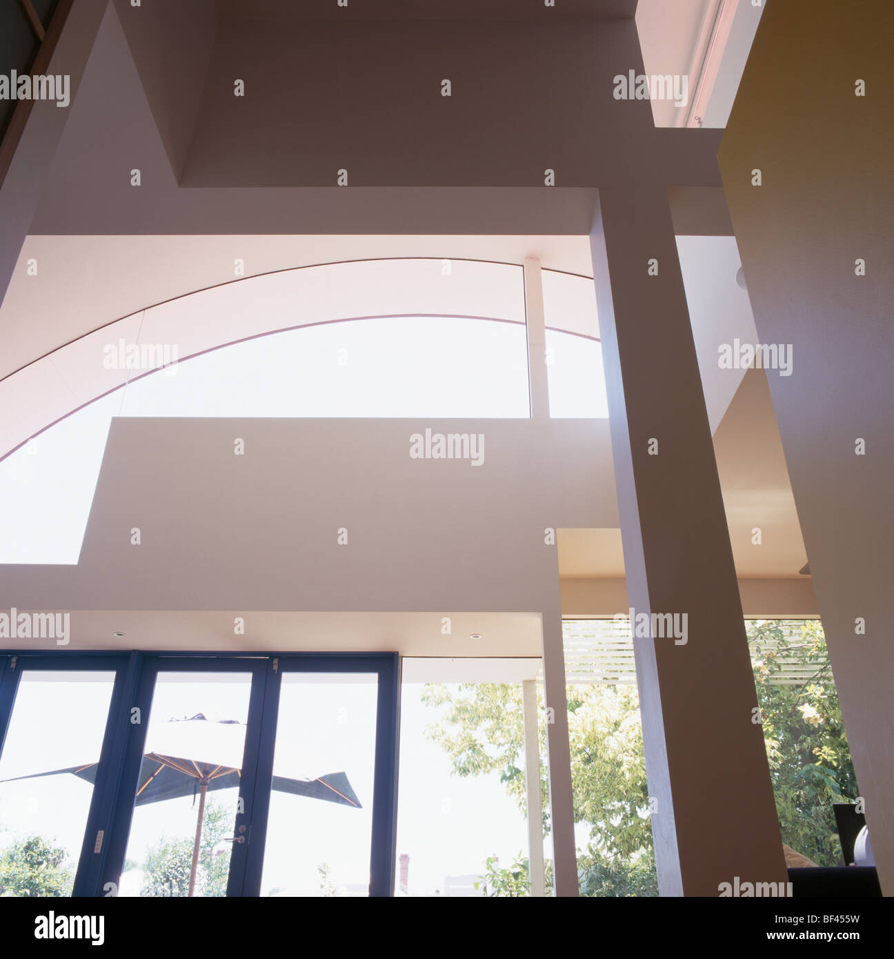 Geometric ceiling hi-res stock photography and images - Alamy