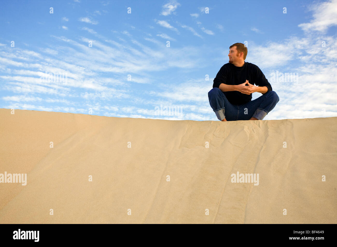 Alone hi-res stock photography and images - Alamy
