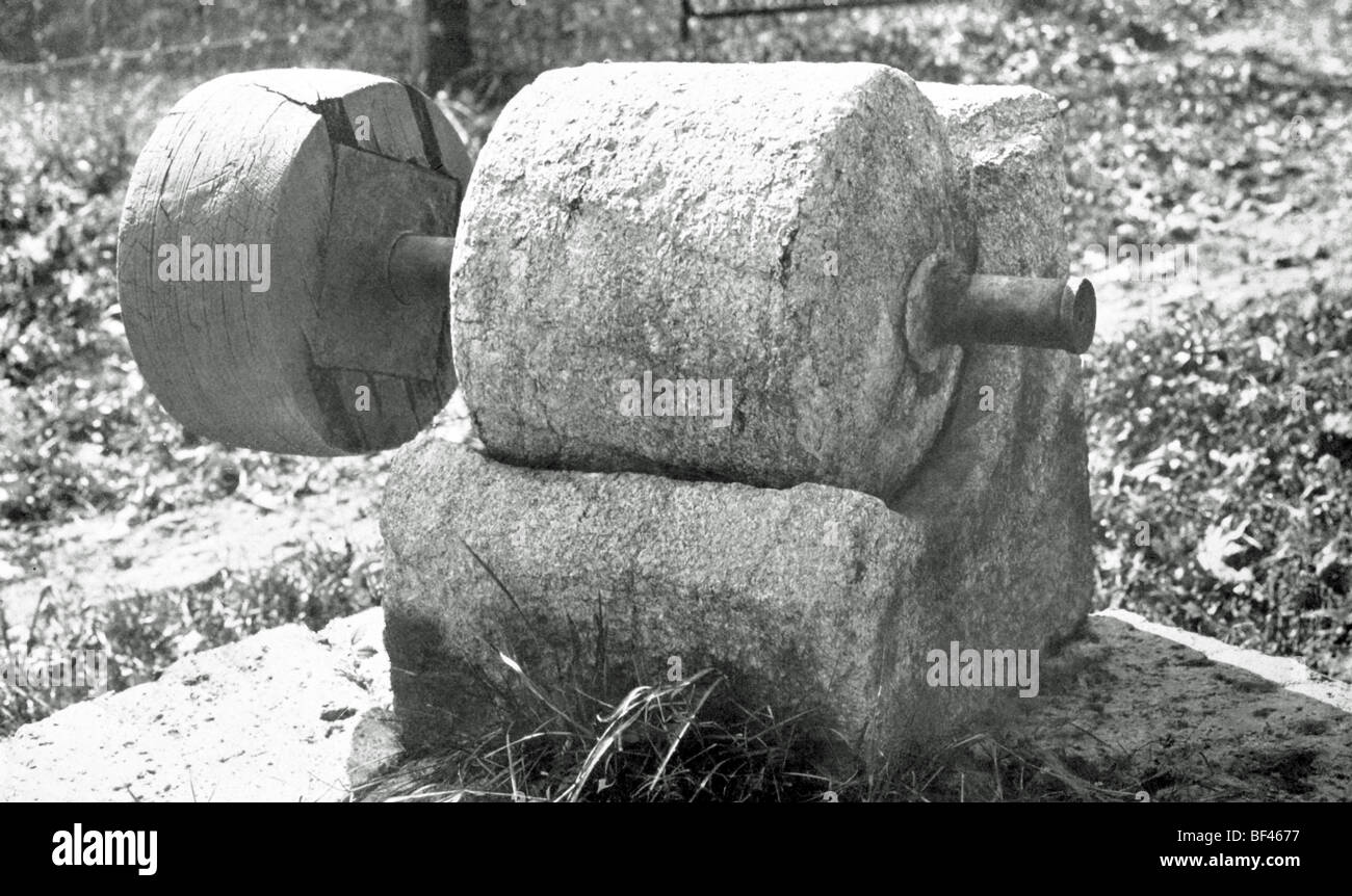 Early 1900s stone mill hi-res stock photography and images - Alamy
