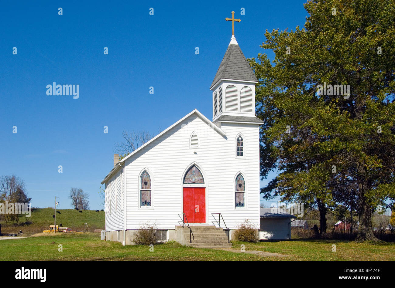 A small rural Christian church in the US Stock Photo - Alamy