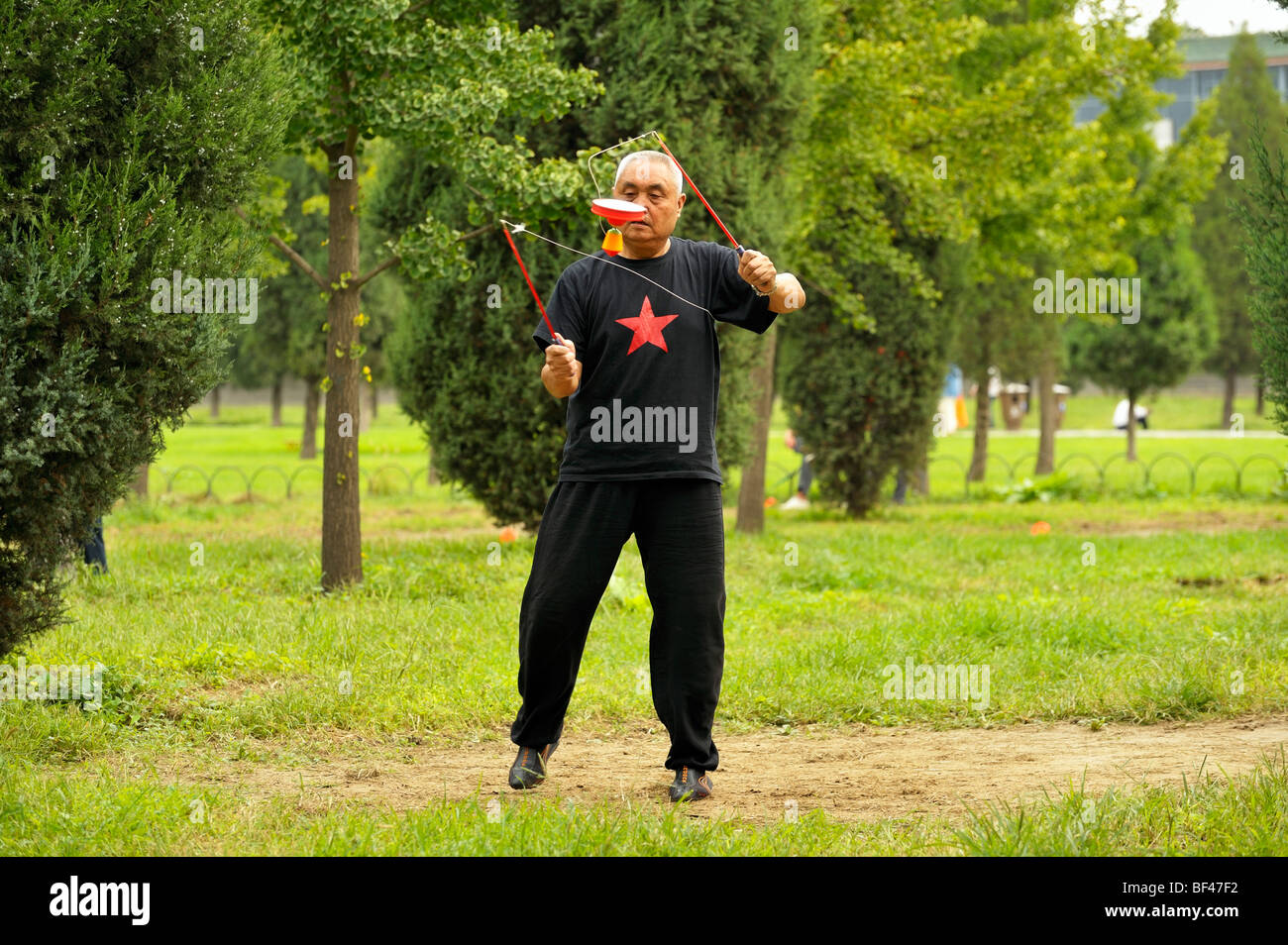 Diabolo hi-res stock photography and images - Alamy
