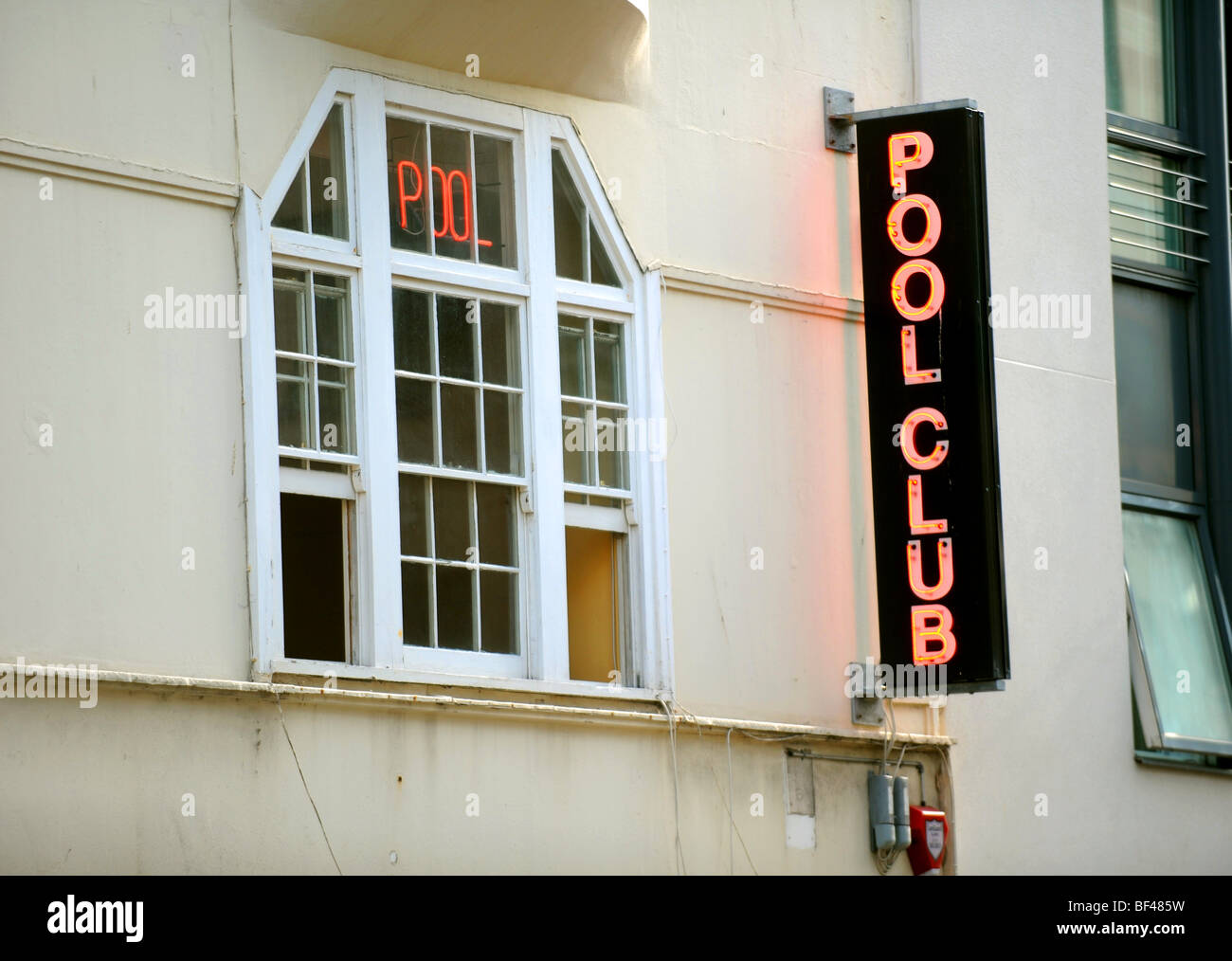Poolclub hi-res stock photography and images - Alamy