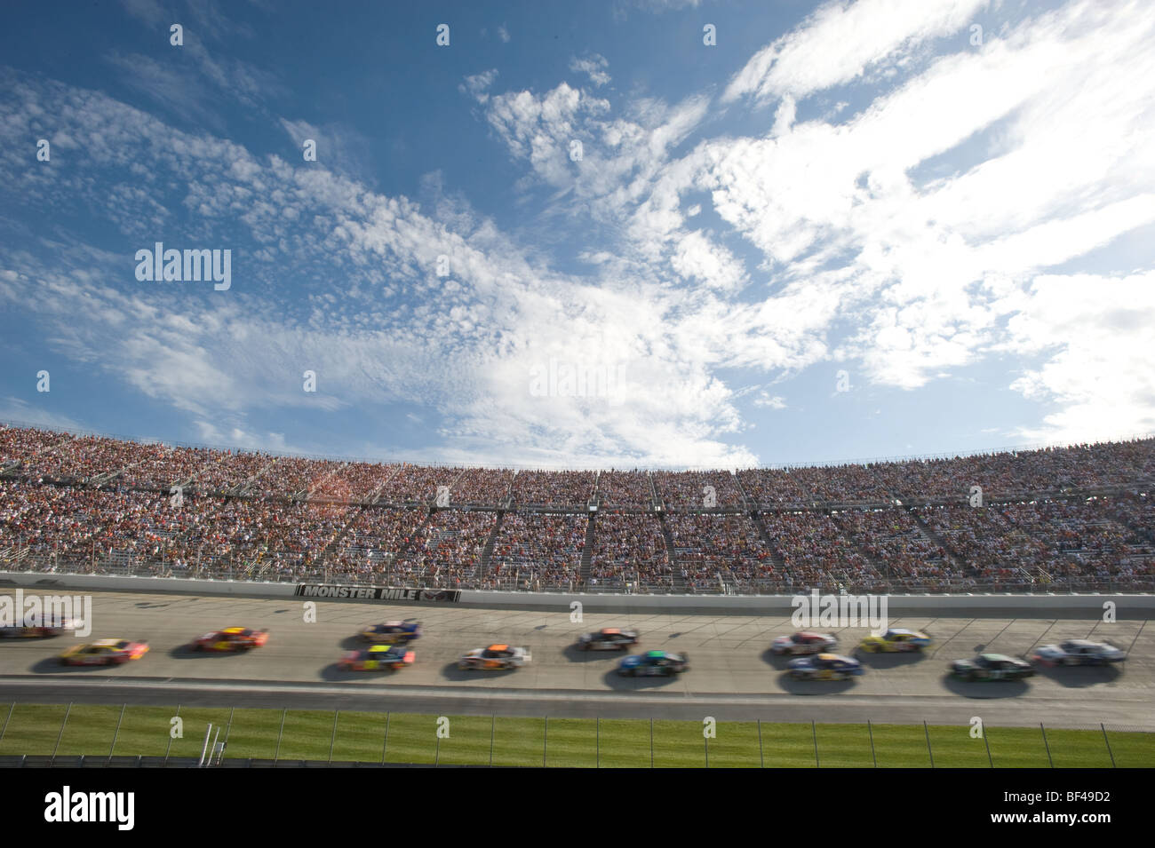 Nascar Race at Dover Speedway Stock Photo - Alamy