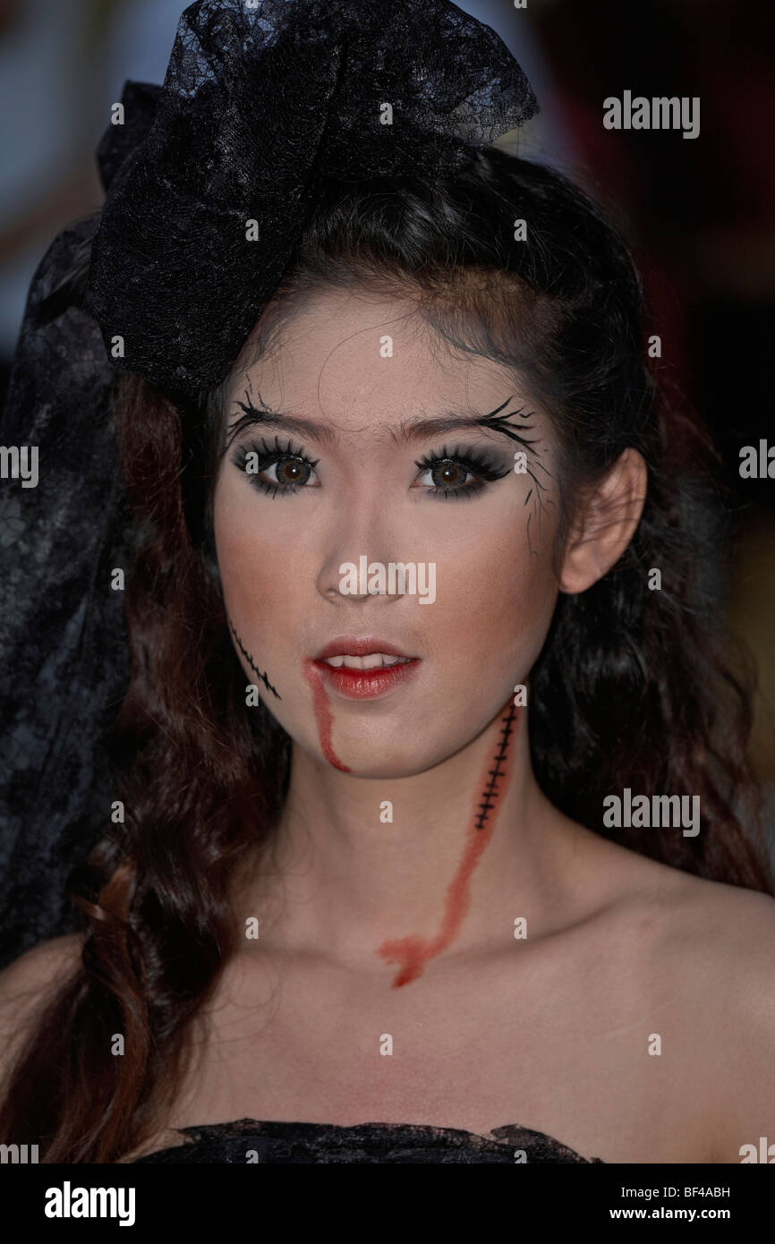 Dripping blood hi-res stock photography and images - Alamy