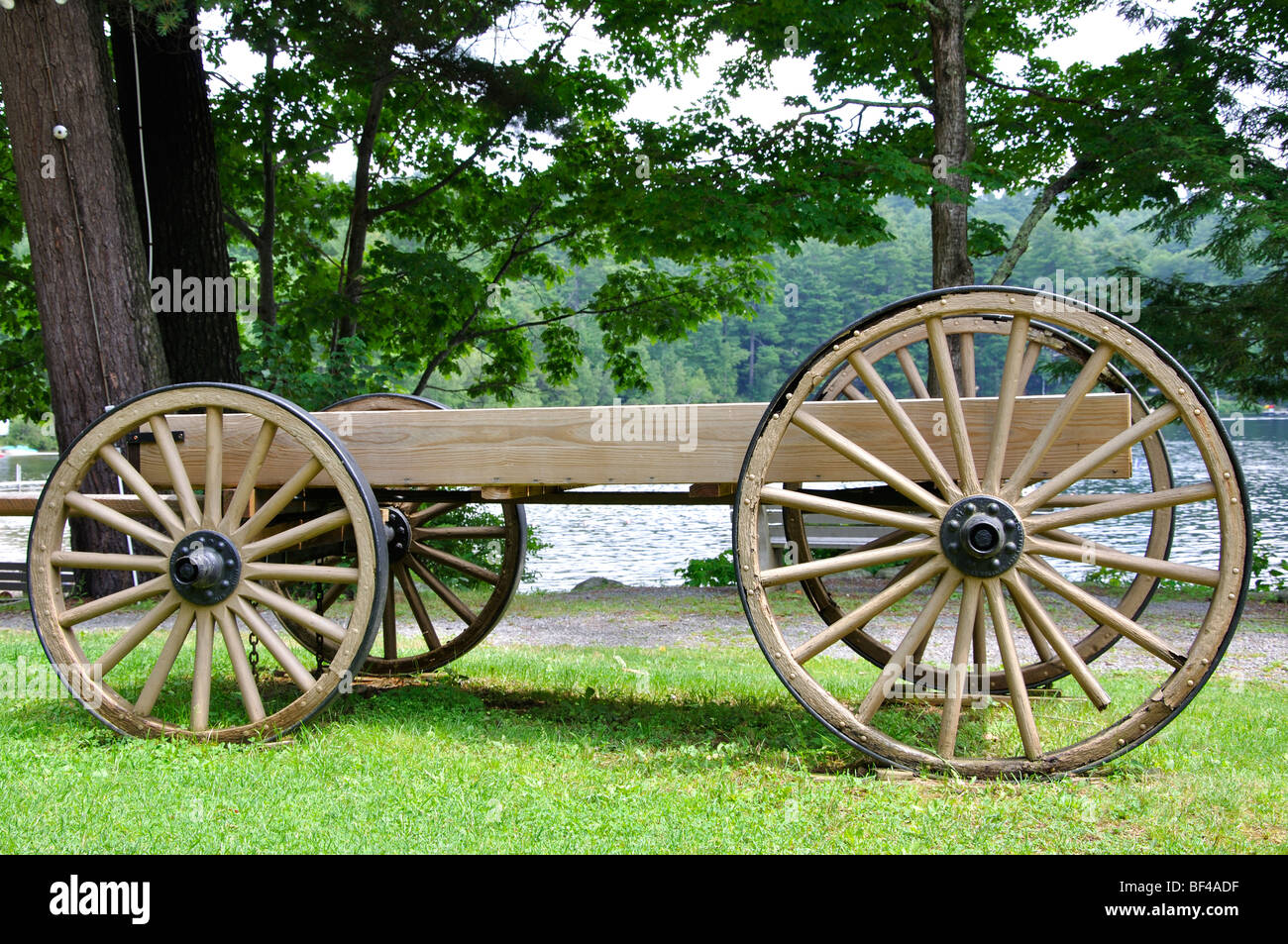 Farm cart hi-res stock photography and images - Alamy