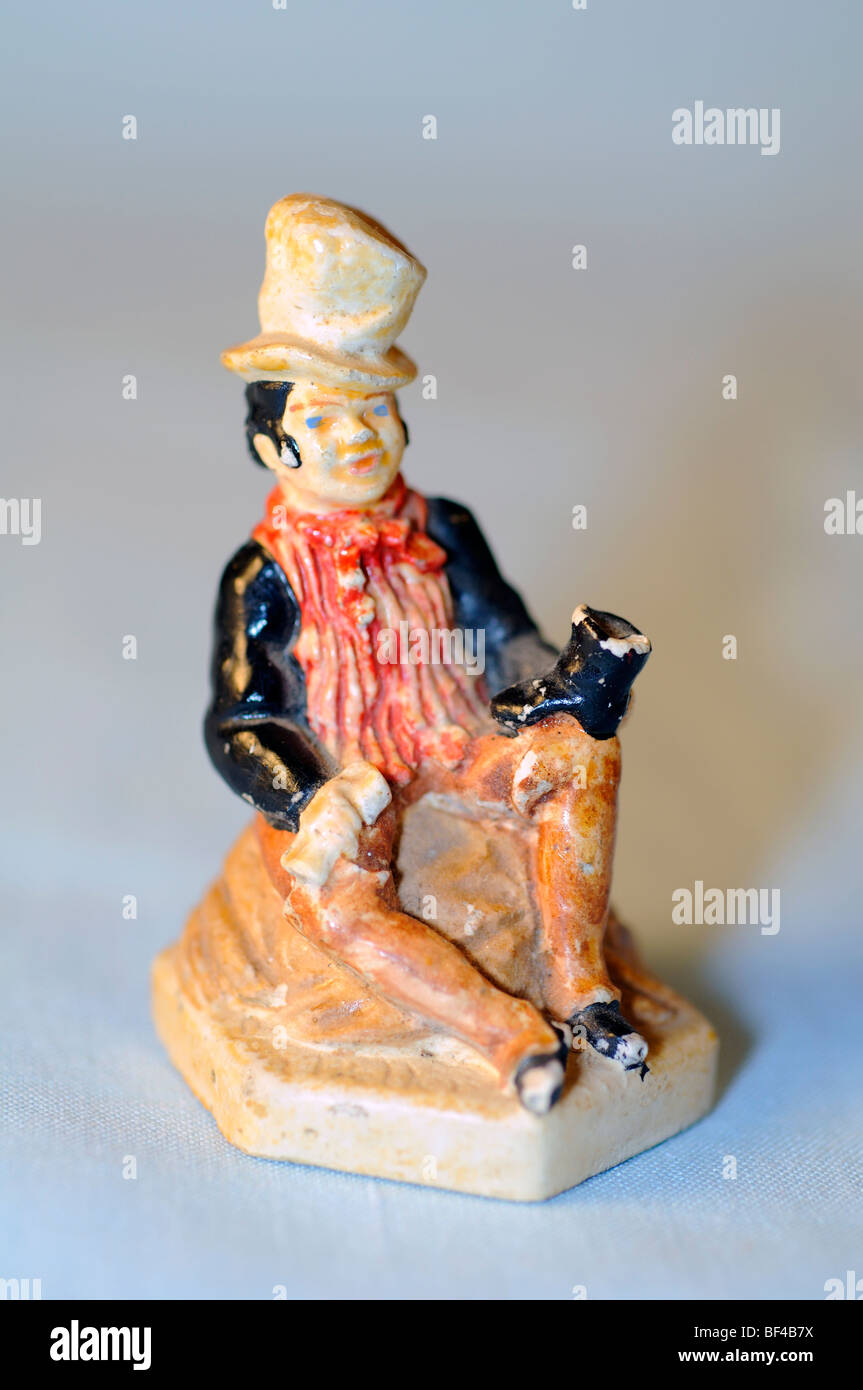 Vintage figurine hi-res stock photography and images - Alamy