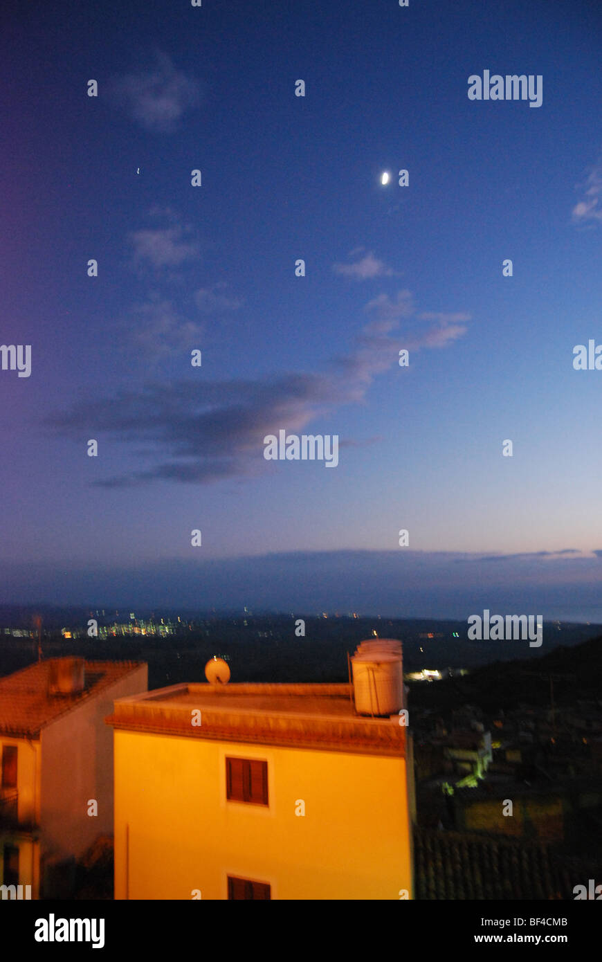 Caltabellotta at night, Sicily, Italy Stock Photo - Alamy