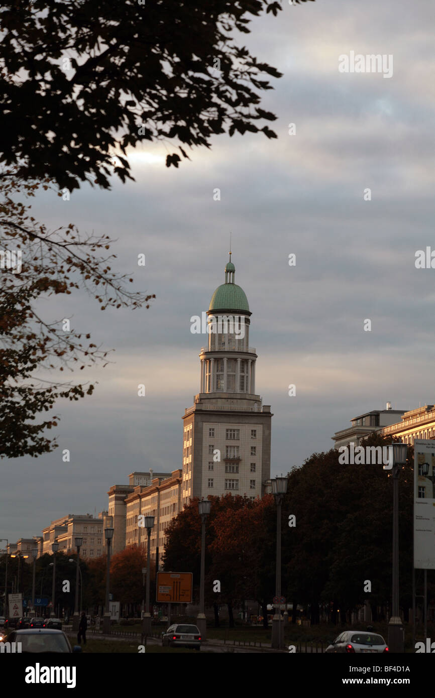 Karl marx allee berlin hi-res stock photography and images - Alamy