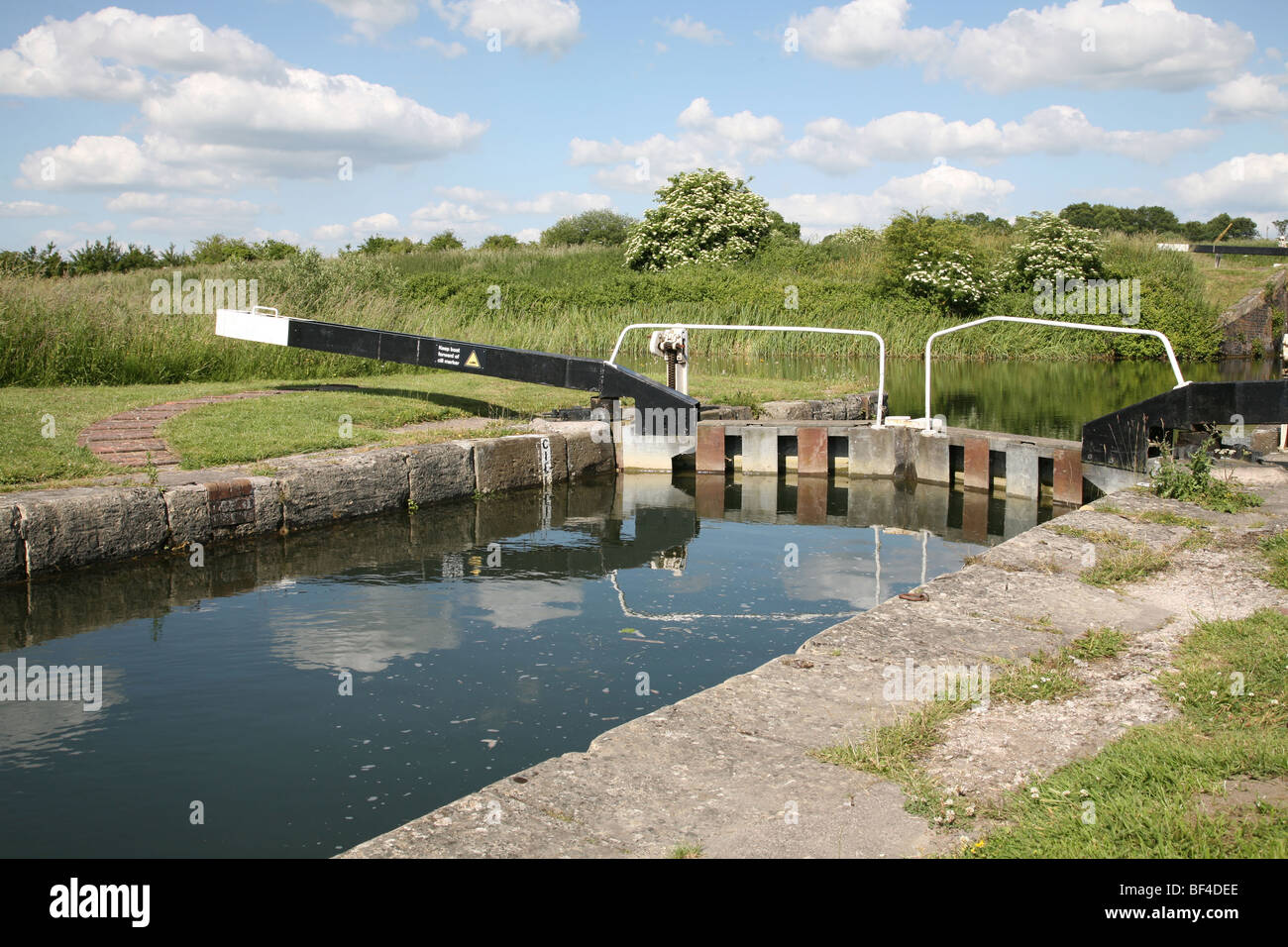 Caen Hill Locks Devizes Wiltshire England Stock Photo - Alamy