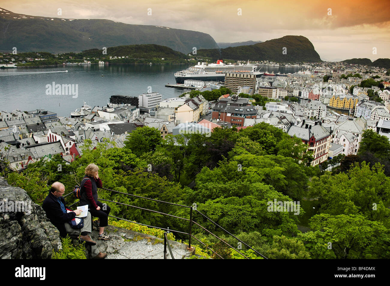 Alesund map hi-res stock photography and images - Alamy