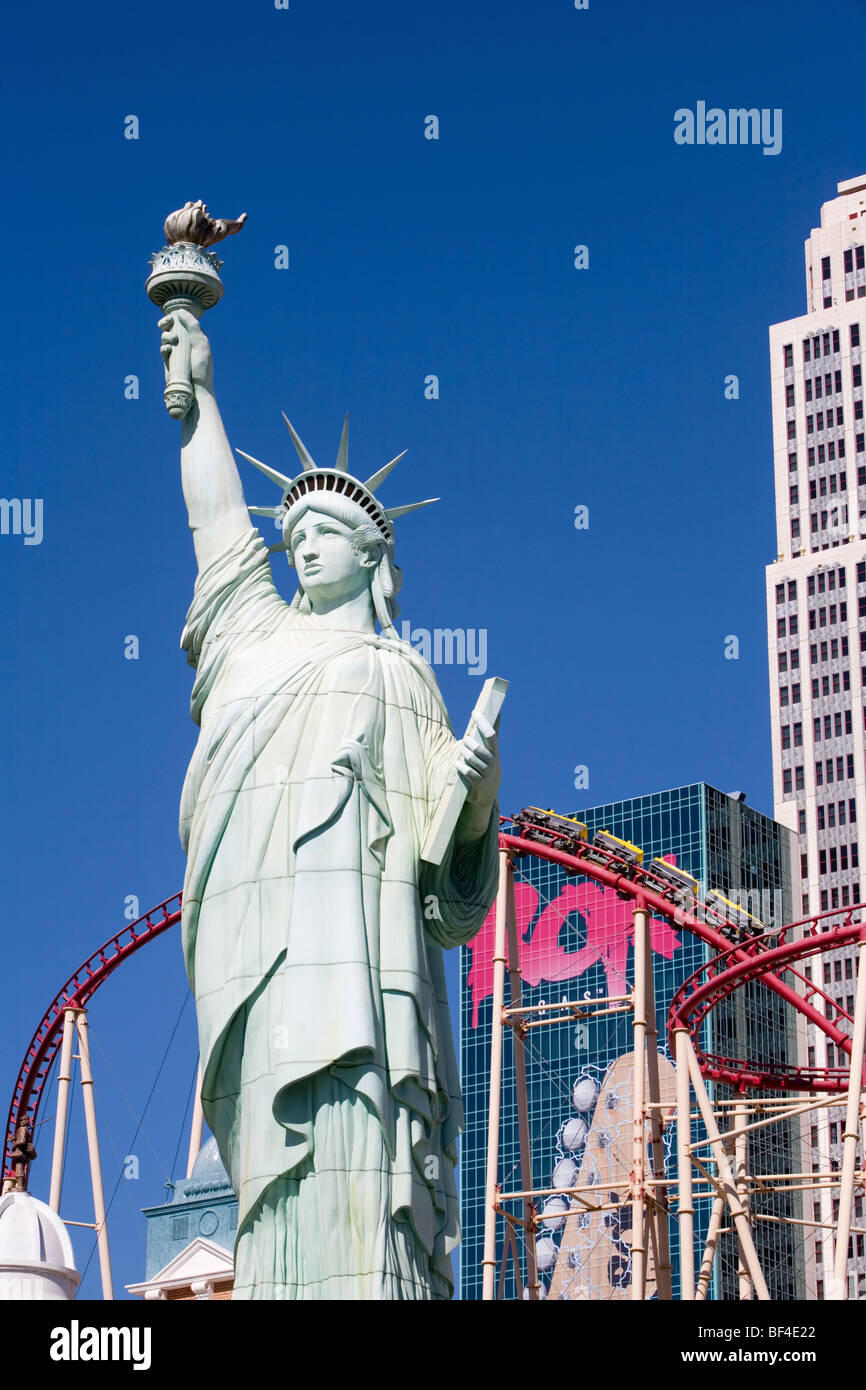 Replica Statue of Liberty and roller coaster at New York - New York ...