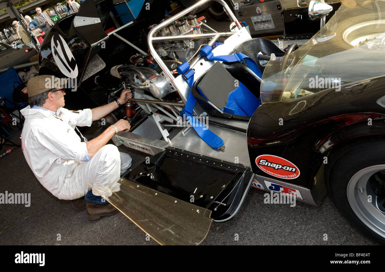 1960s 60s sixties mechanic hi-res stock photography and images - Alamy