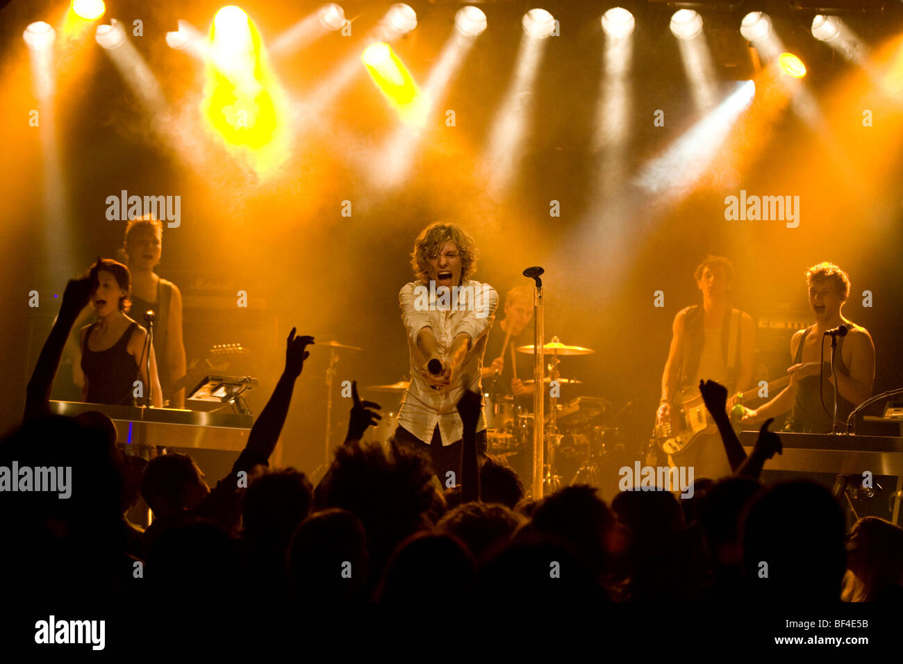 The Danish band Dúné live in the Schueuer concert hall, Lucerne ...