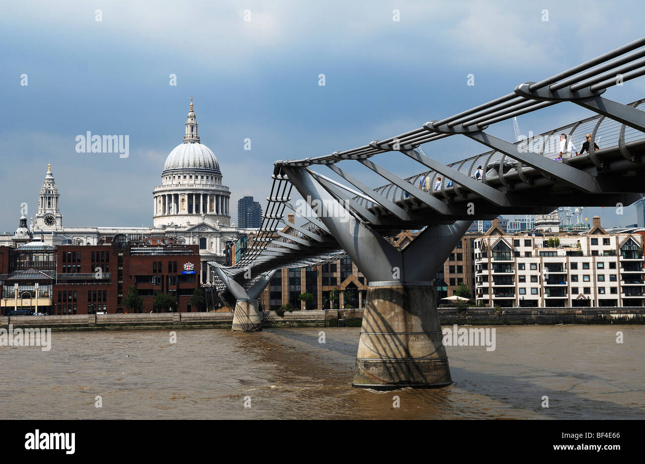 95 queen street hi-res stock photography and images - Alamy