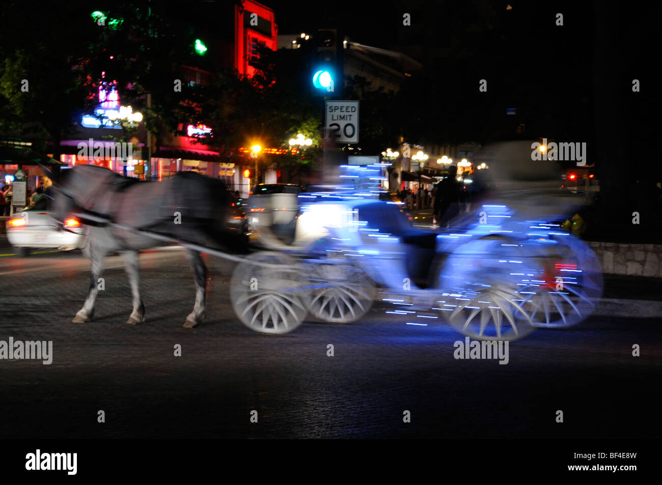 Horse drawn carts hi-res stock photography and images - Alamy
