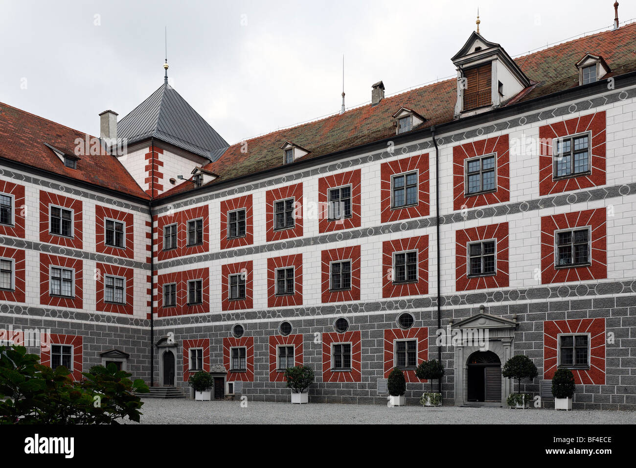 Schloss Wolfegg baronial castle, courtyard, Allgaeu region, Upper ...