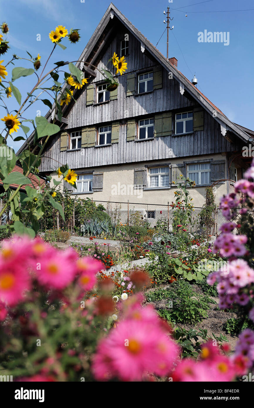 Garden Old German Farmhouse High Resolution Stock Photography and ...