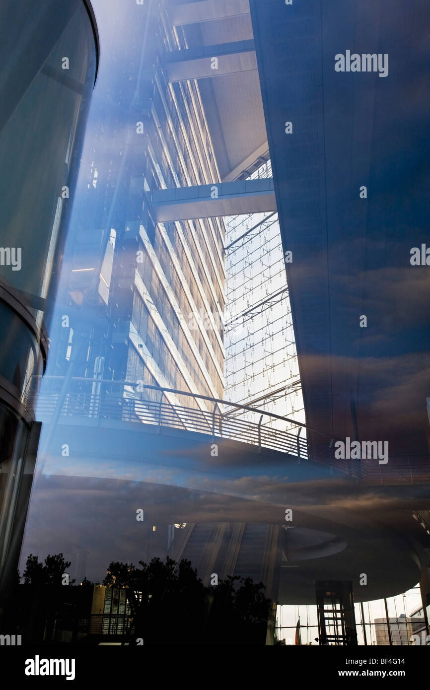 Europe germany duesseldorf building hi-res stock photography and images ...